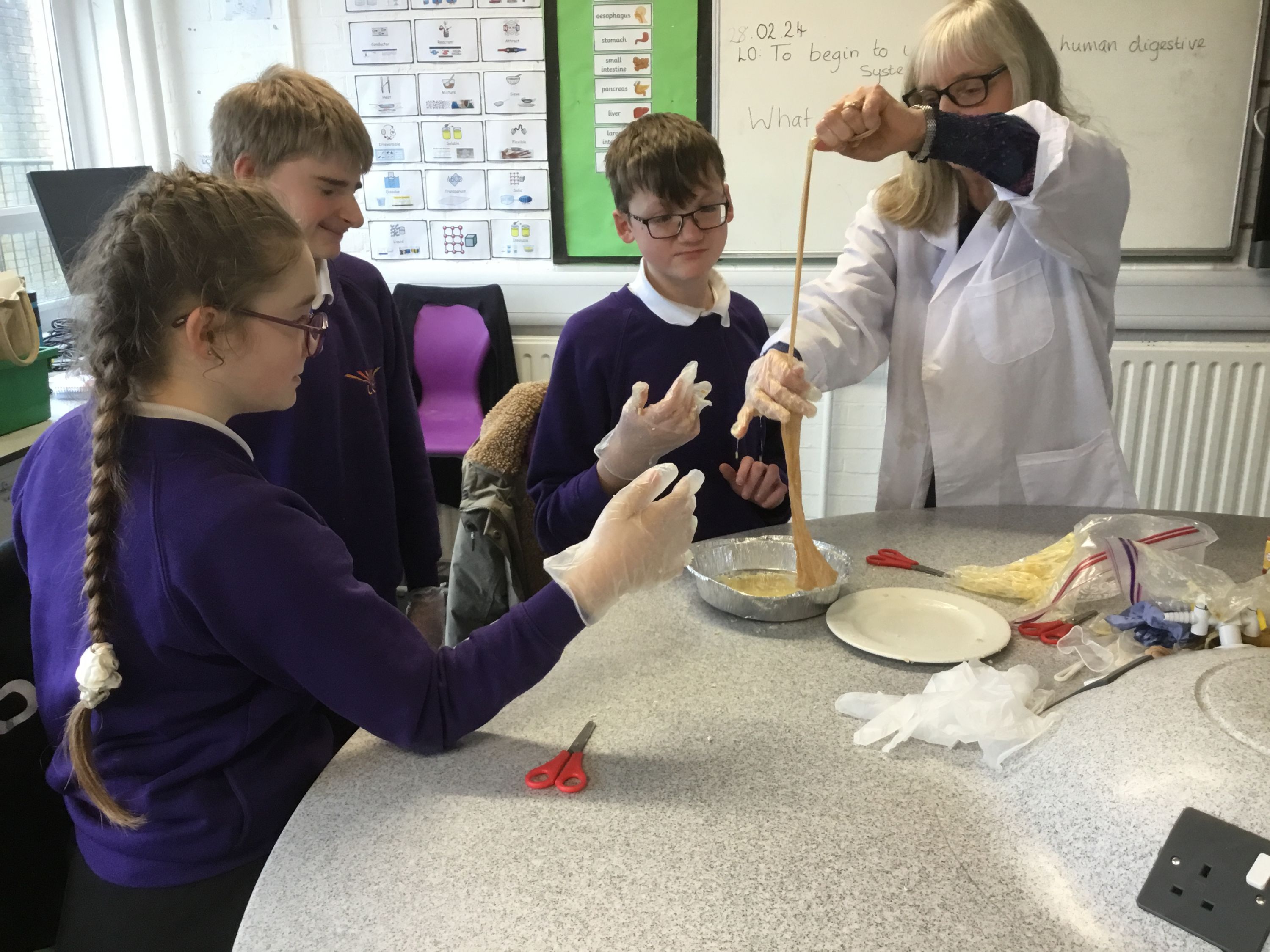 Middle School Science fun! - The Lampard Community School